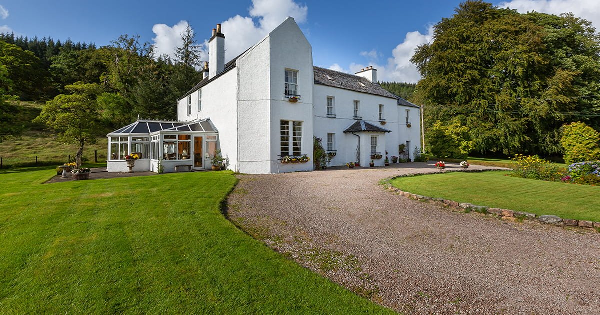 Contact Information and Directions to Killean Farmhouse